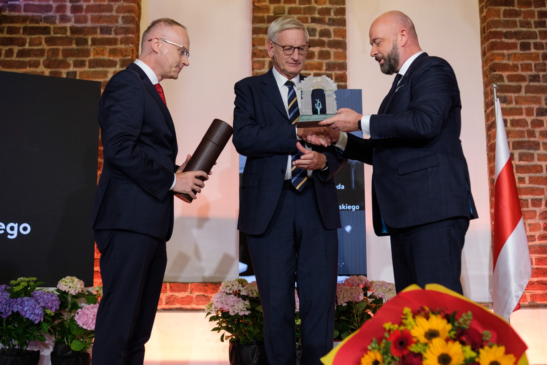 Carl Bildt odebrał Nagrodę Jana Nowaka-Jeziorańskiego