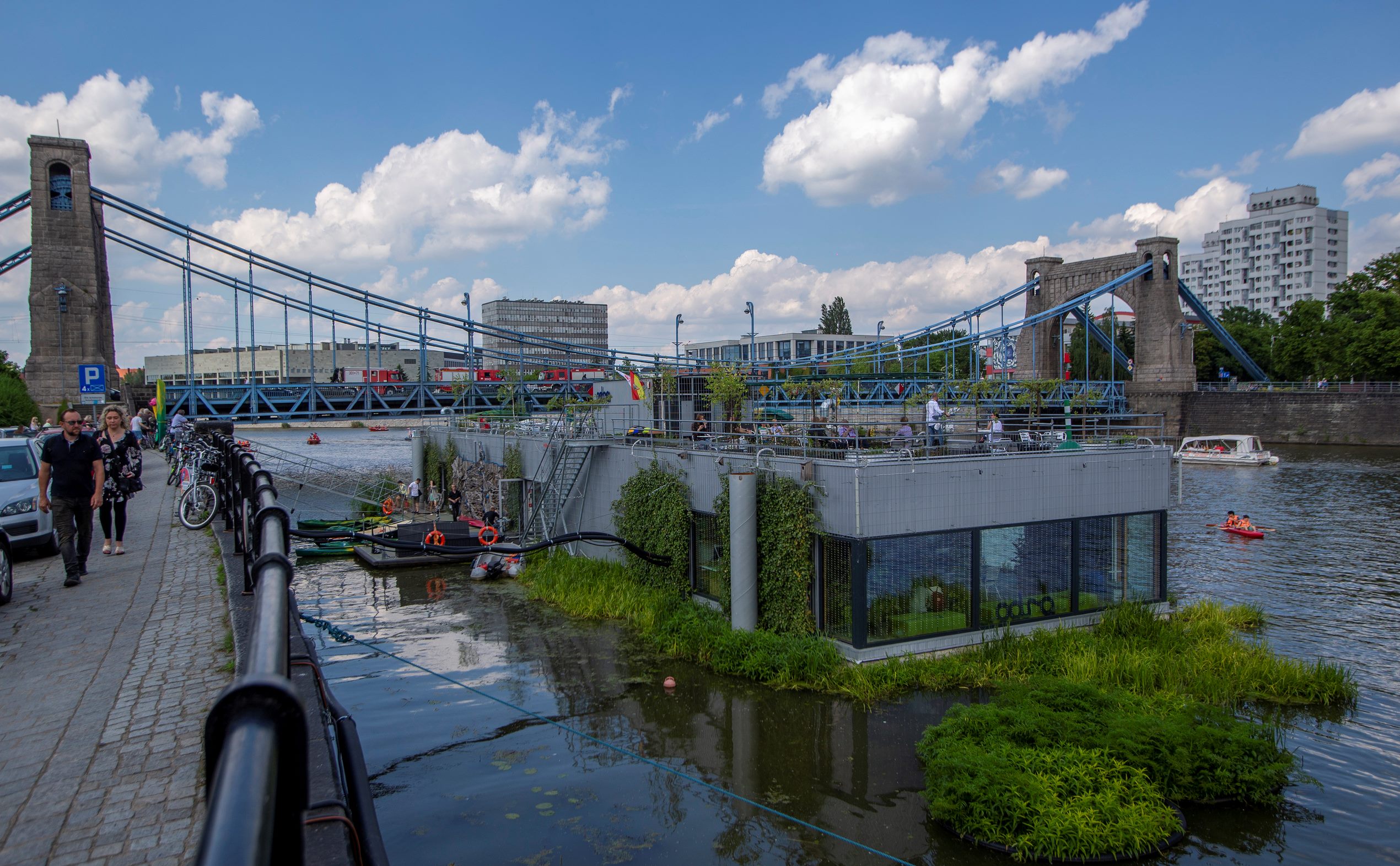 Pocztówka z Przedmieścia Oławskiego: Odra Centrum - wyjątkowe miejsce ...