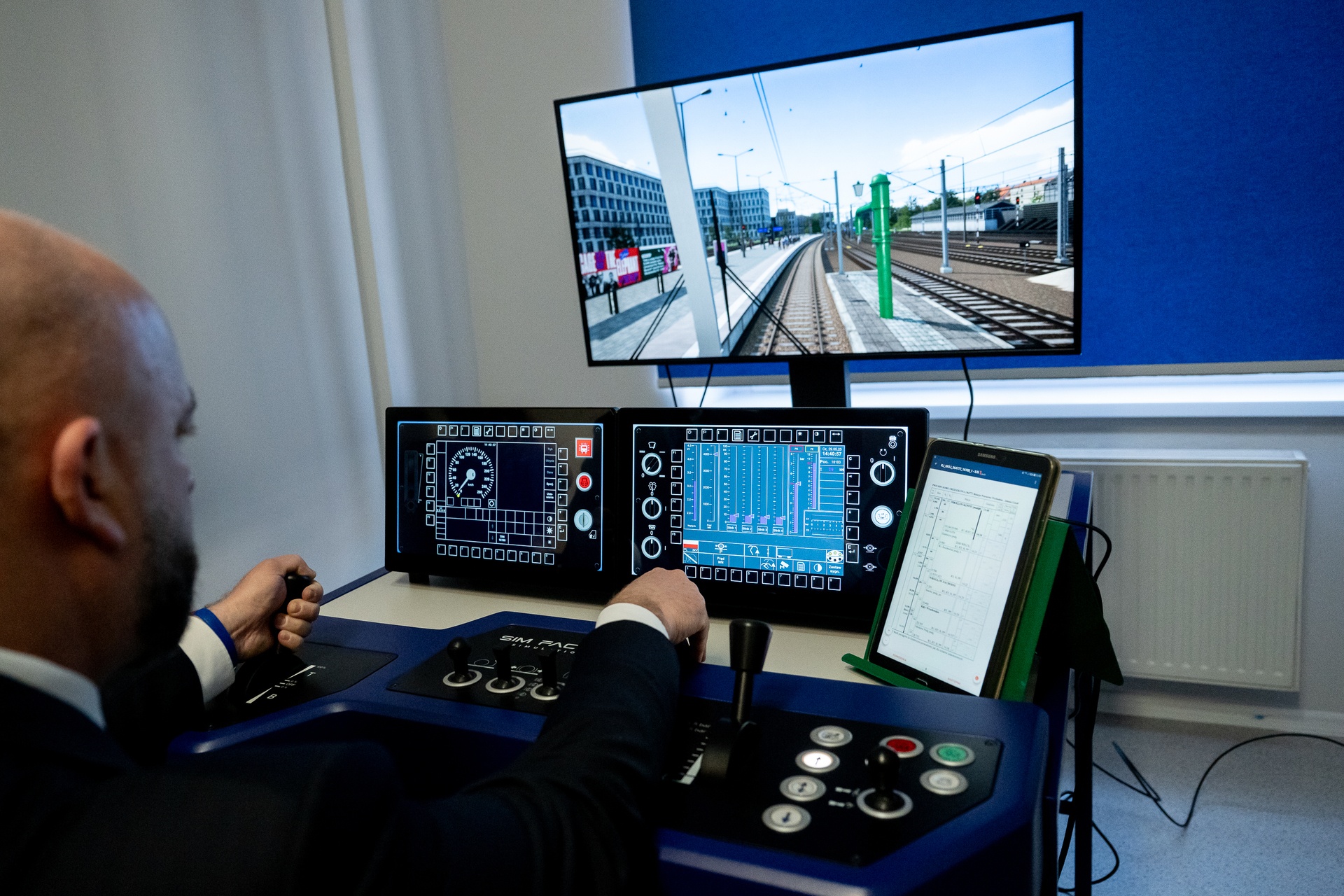 Symulator lokomotywy elektrycznej w ZSL we Wrocławiu. Do czego służy?