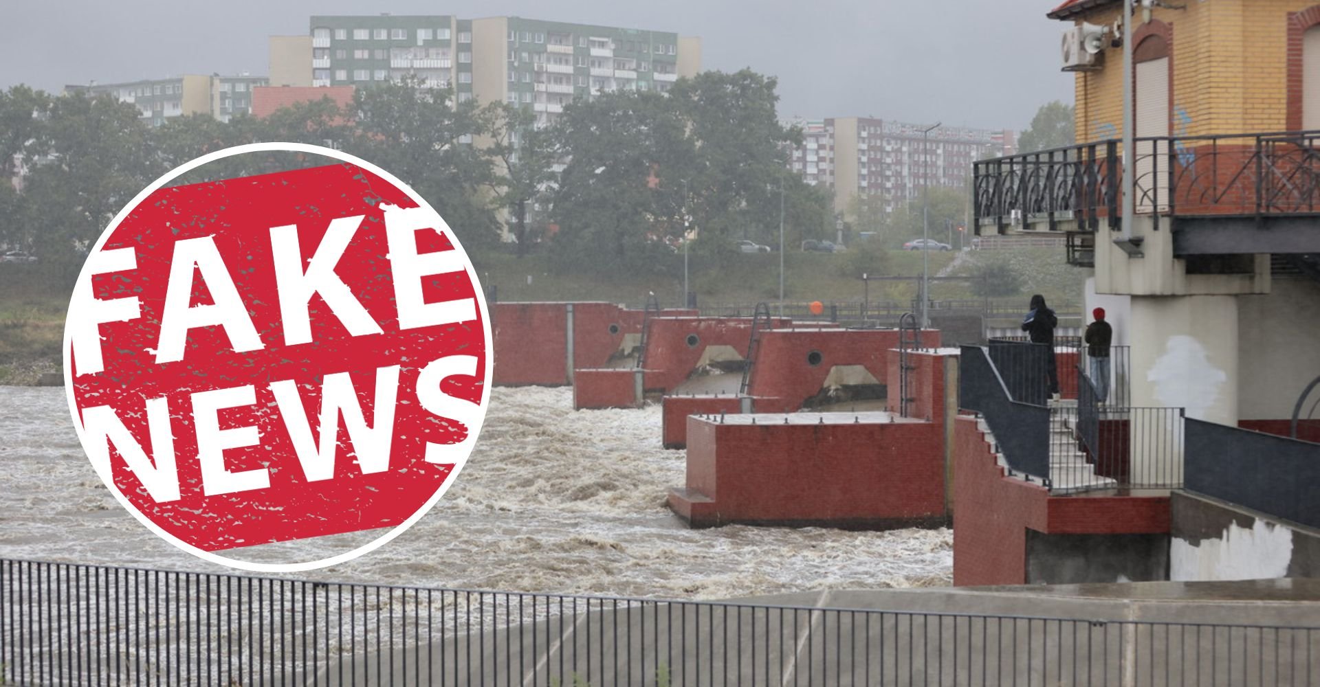 Uważaj na powódź fake newsów. 4 zasady, o których trzeba pamiętać