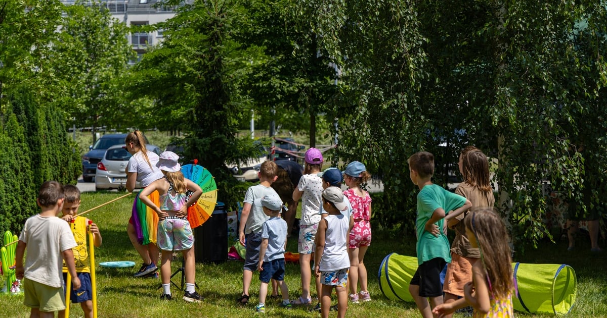 Festyn TBS na Stabłowicach: Lody, dmuchańce i konkursy dla dzieci ...