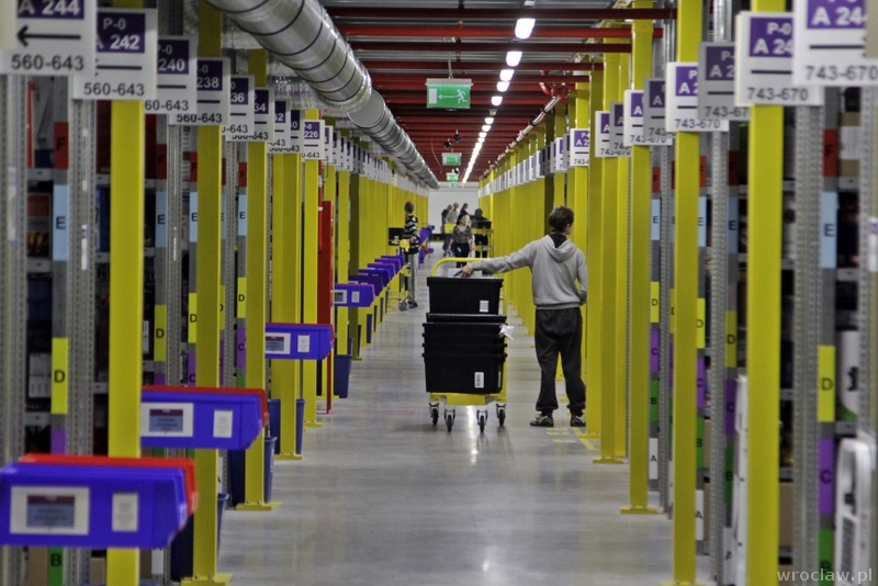 Amazon zatrudni 500 osób