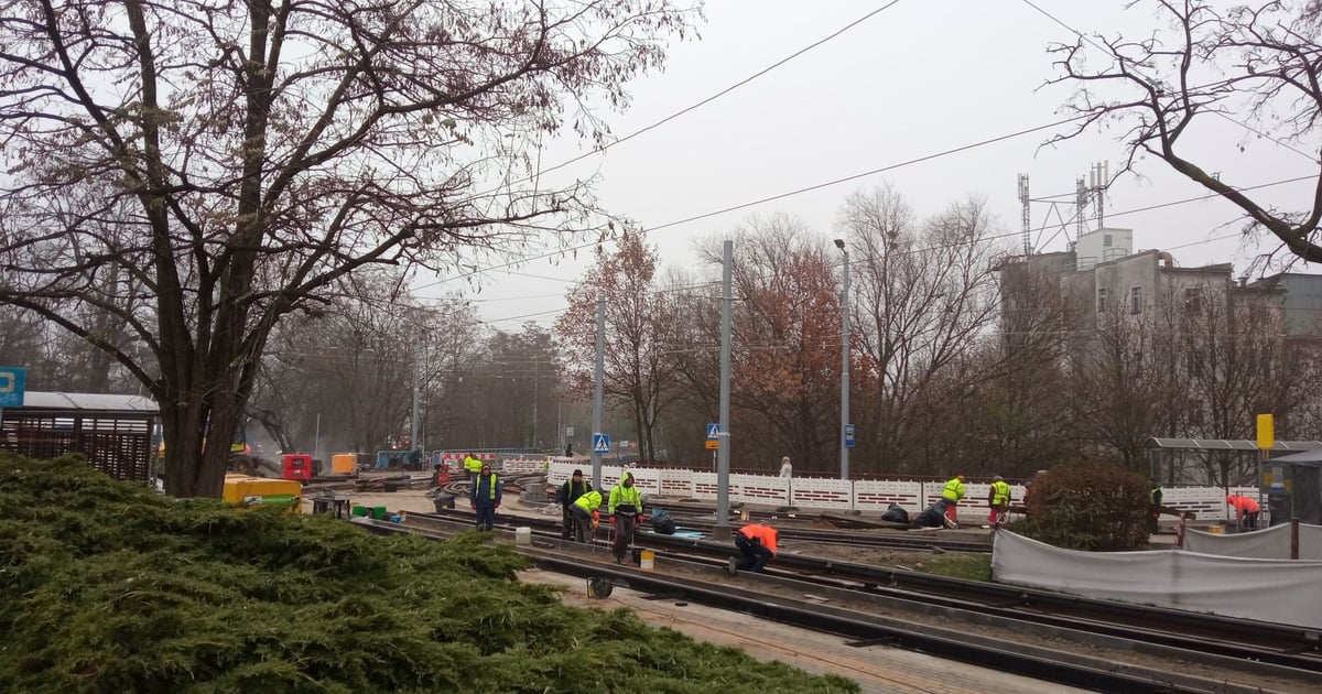 Kończy się remont torowiska na pętli w Leśnicy. 5 grudnia tramwaje wró... Zdjęcie 3/11