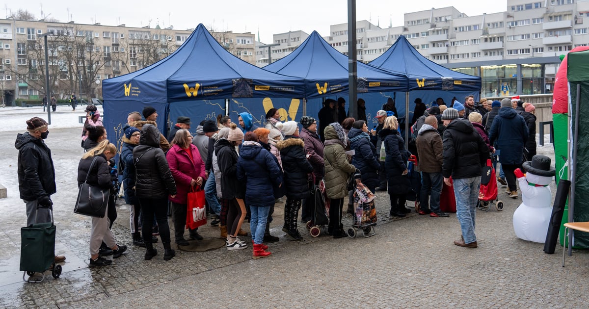 Finał Paczki Dobrych Relacji we Wrocławiu. Ostatnie z nich trafiły do ... Zdjęcie 3/25