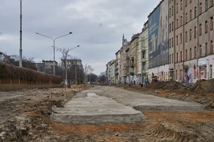 Remont nawierzchni na torowisku Pomorska Reymonta