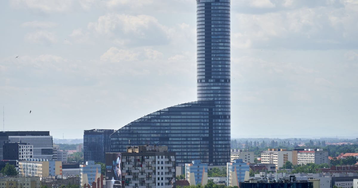 Wrocław jest piękny! Zobaczcie panoramę miasta z dachu Atal Towers [DU ...