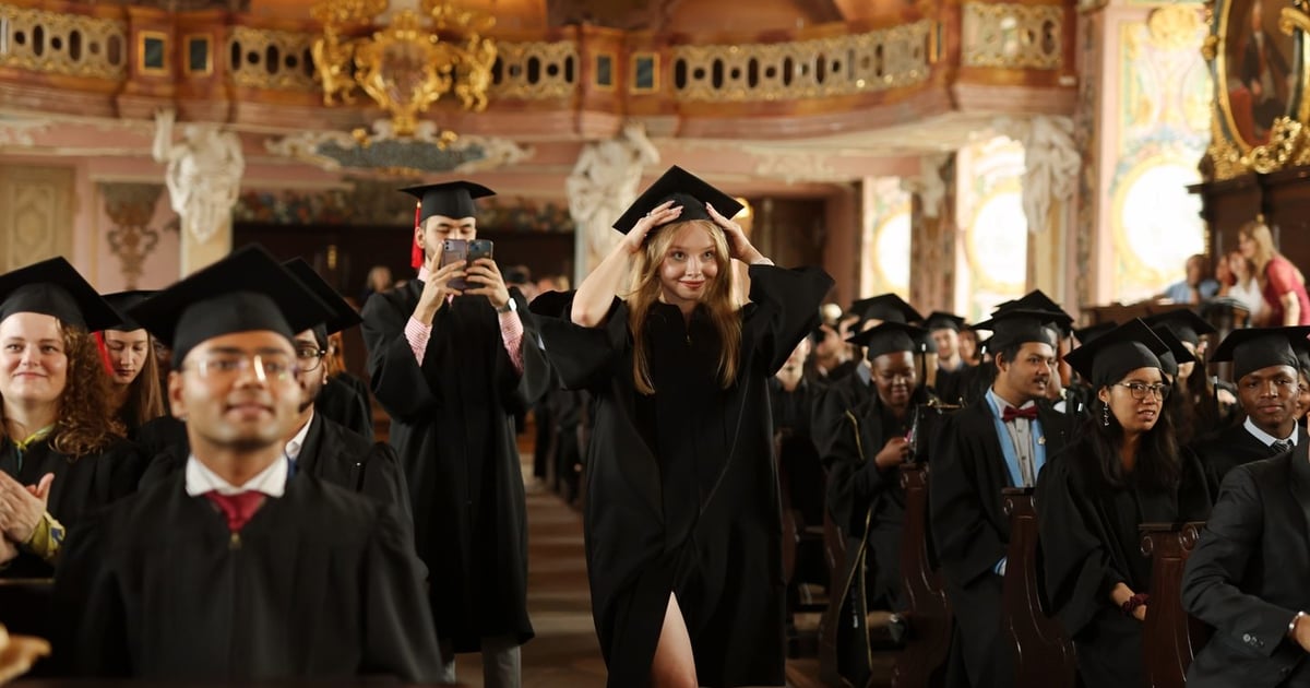 Graduation Ceremony na Uniwersytecie Wrocławskim. Wielka uroczystość d ...