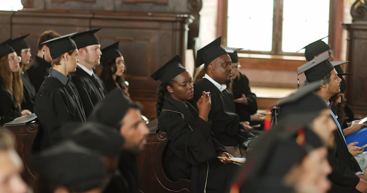 Graduation Ceremony na Uniwersytecie Wrocławskim. Wielka uroczystość d ...