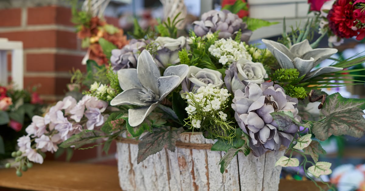 Wszystkich Świętych 2023. Ceny zniczy, stroików i chryzantem we Wrocła... Zdjęcie 70/85