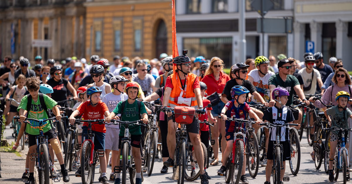Wielki Peleton rowerzystów przejechał przez Wrocław [ZDJĘCIA ...