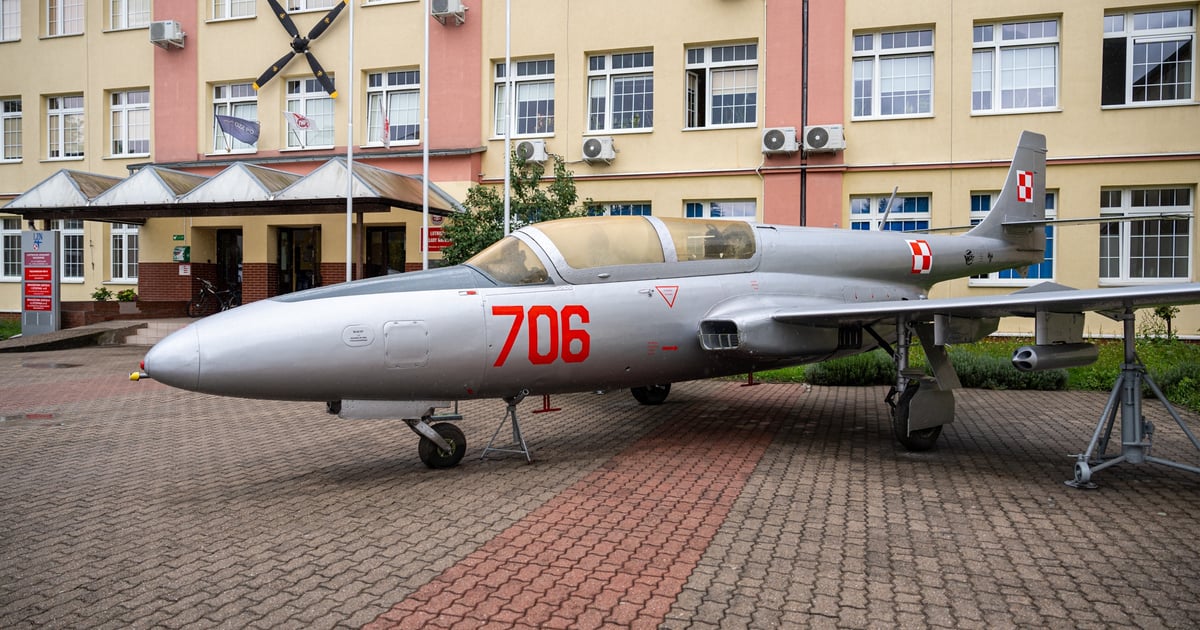 Uczniowie LZN odnowili Iskrę TS-11