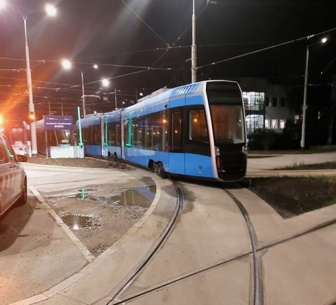 Nowość we Wrocławiu! Foodtracki znamy, ale będziemy mieć foodtrama - r... Zdjęcie 3/11