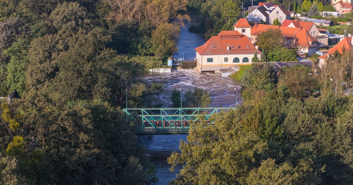 Marszowice: Bystrzyca przekroczyła stan alarmowy. Strażacy i żołnierze ...