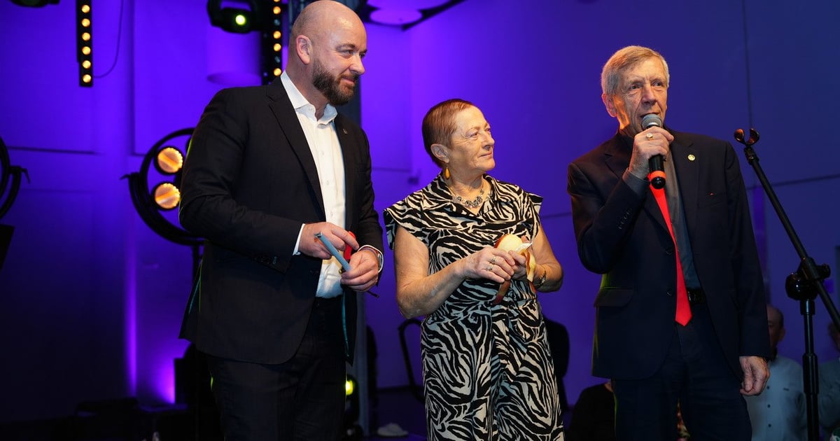 Andrzejkowy Bal Seniora na Tarczyński Arena Wrocław [ZDJĘCIA]... Zdjęcie 5/74