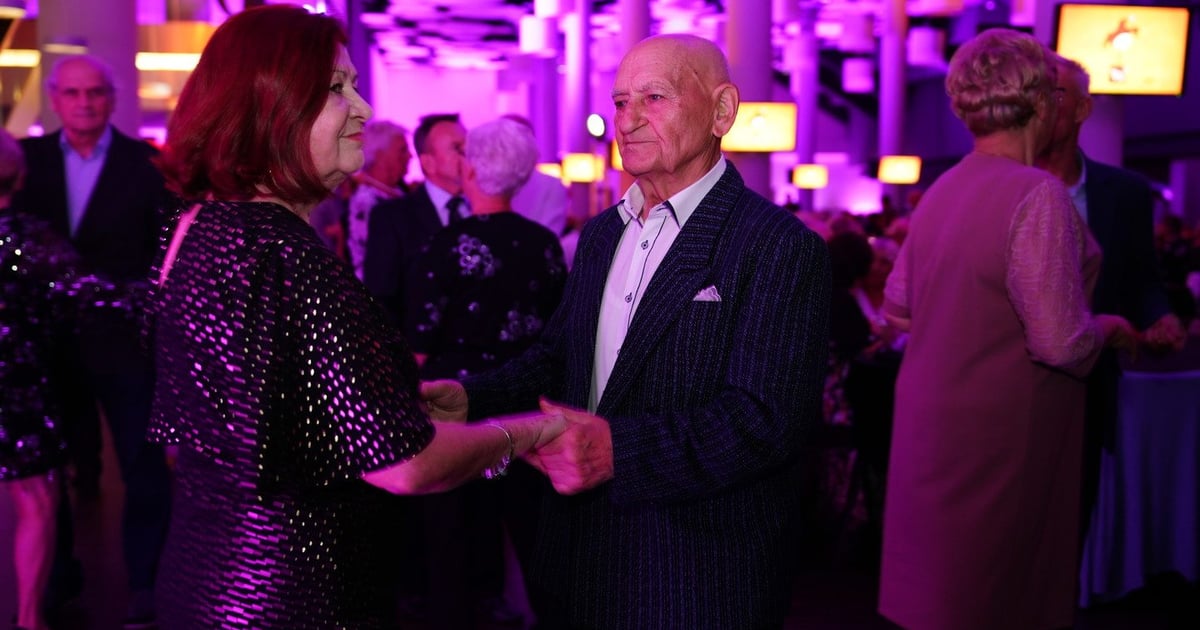 Andrzejkowy Bal Seniora na Tarczyński Arena Wrocław [ZDJĘCIA]... Zdjęcie 26/74