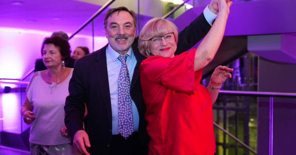 Andrzejkowy Bal Seniora na Tarczyński Arena Wrocław [ZDJĘCIA]... Zdjęcie 41/74