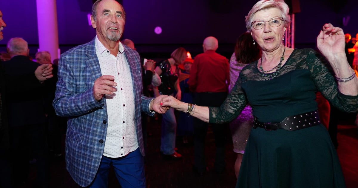 Andrzejkowy Bal Seniora na Tarczyński Arena Wrocław [ZDJĘCIA]... Zdjęcie 3/74