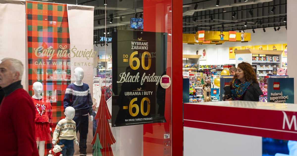 Black Week rozpoczęty. Polowanie na okazje i szał zakupów. Wielkie pro ... Black Week rozpoczęty. Polowanie na okazje i szał zakupów. Wielkie pro ...