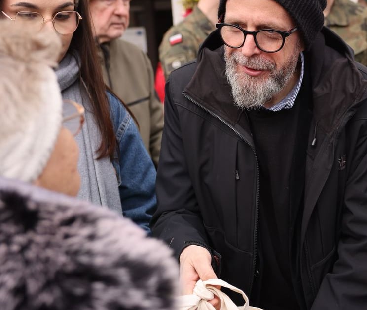 Paczki Dobrych Relacji wręczono dziś w Pensjonacie dla Osób Starszych ... Zdjęcie 18/38