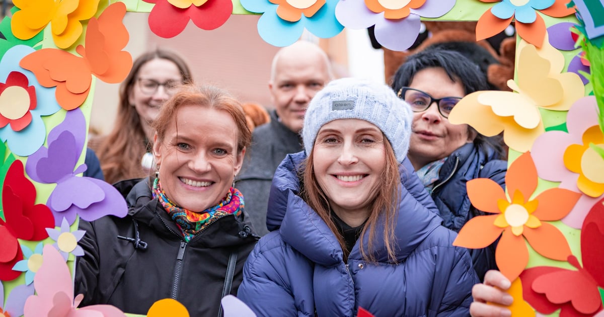 Ostatnie Paczki Dobrych Relacji zostały rozdane. Dziś w Złotnickim Cen... Zdjęcie 19/32