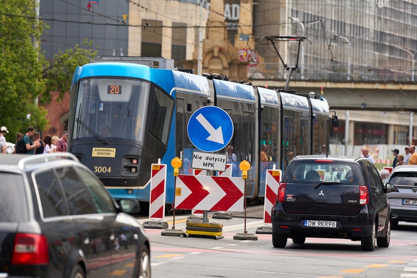 Przystanki Dworzec Autobusowy oraz Arkady (Capitol) wracają na miejsce