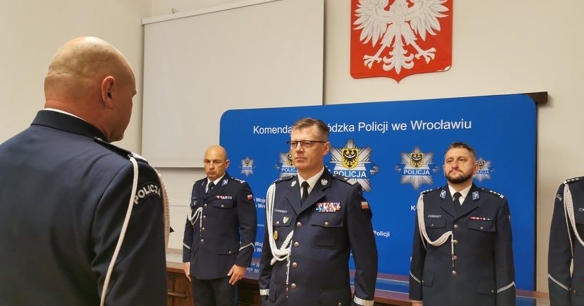 Awanse w dolnośląskiej policji. Zmiany kadrowe w komendach policji na ... Zdjęcie 11/13