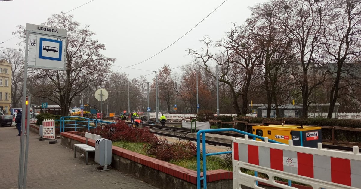 Kończy się remont torowiska na pętli w Leśnicy. 5 grudnia tramwaje wró... Zdjęcie 1/11