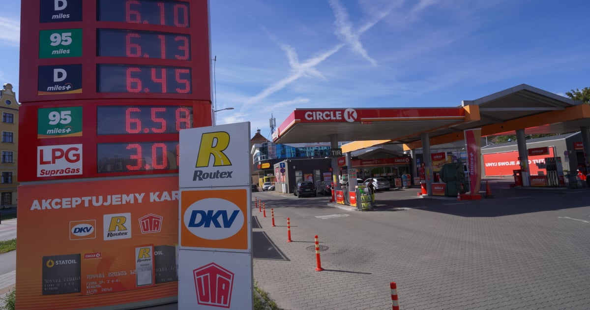 Jakie są ceny paliw na stacjach benzynowych we Wrocławiu? Zobacz! (STA... Zdjęcie 2/15