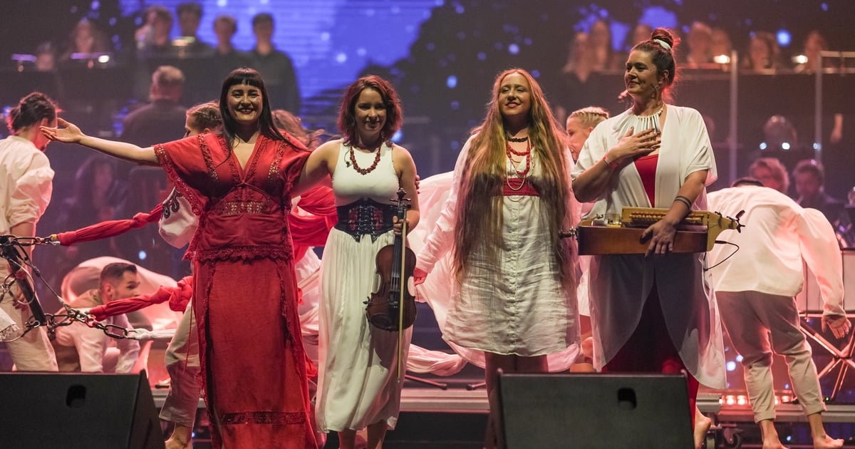 Spektakularne show "Gwiazdozbiór Aniołów" w Hali Stulecia. Zdjęcia z k ...