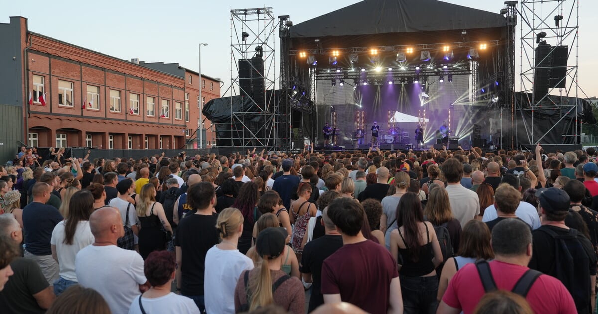 Pierwszy dzień Last Minute Summer Festival. Zdjęcia z koncertu... Zdjęcie 5/157