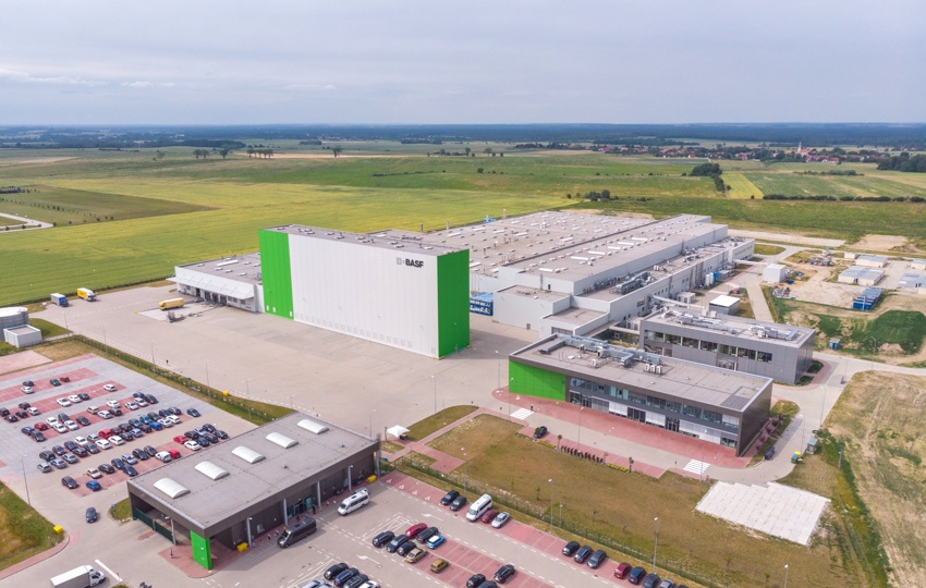 BASF pod Wrocławiem - jak się robi katalizatory samochodowe