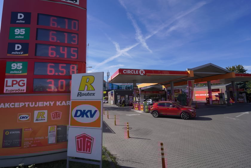 Jakie są ceny paliw na stacjach benzynowych we Wrocławiu? Zobacz! (STA... Zdjęcie 11/15