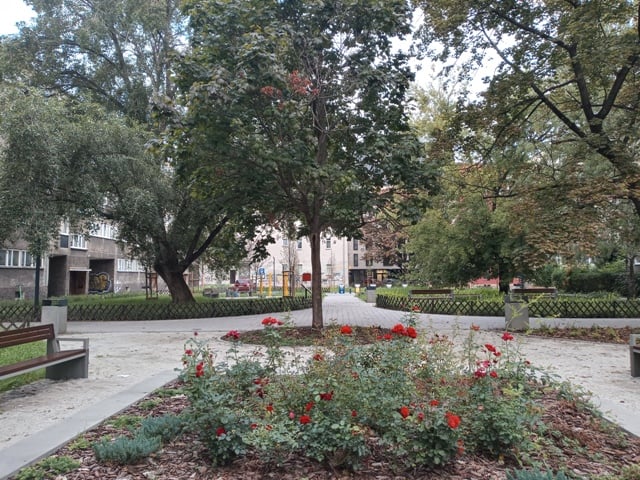 Rewitalizacja wnętrza podwórzowego w kwartale pl. Nowy Targ, ul ...