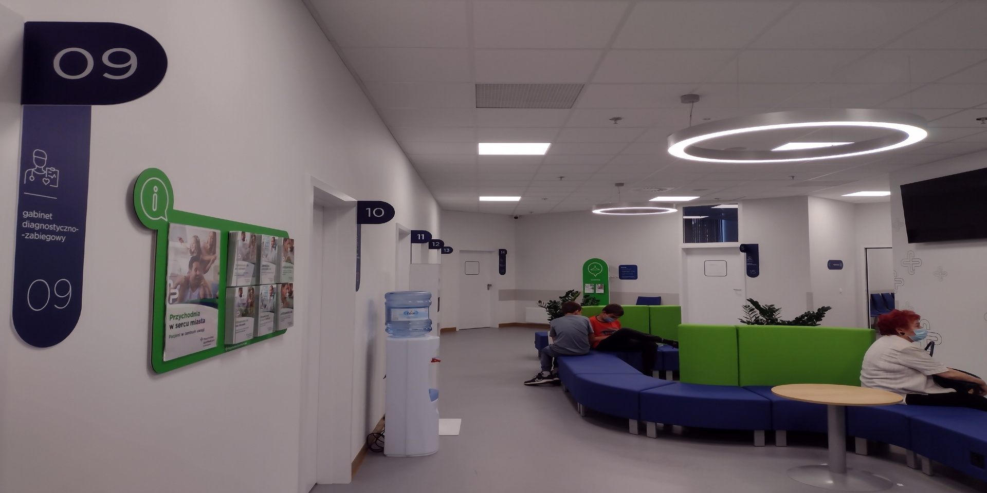 Lekarze przyjmują już w nowej przychodni w Sky Tower – na NFZ i prywat ...