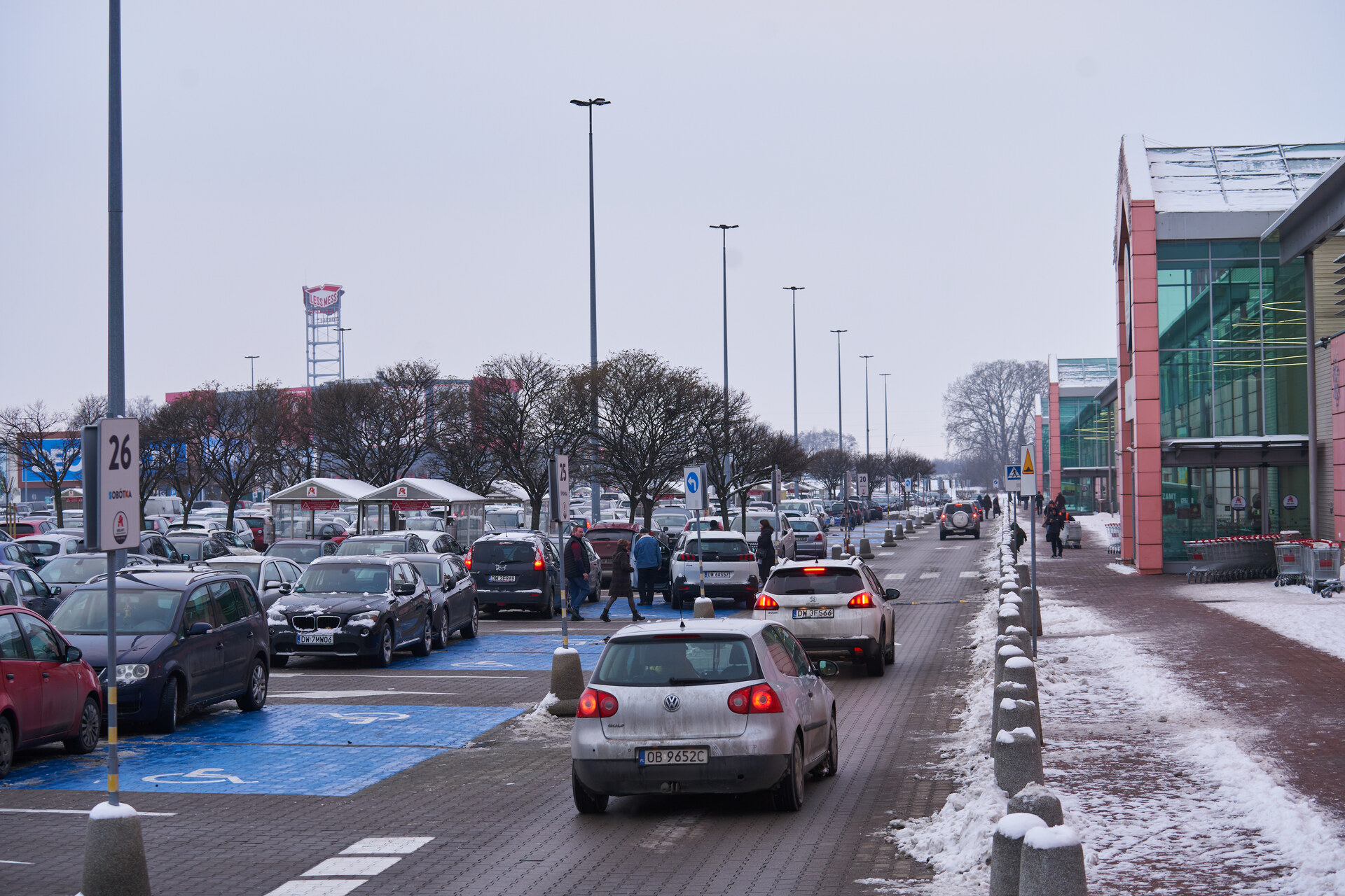 Ostatnia przed świętami niedziela handlo... Galeria zdjęć 7/29
