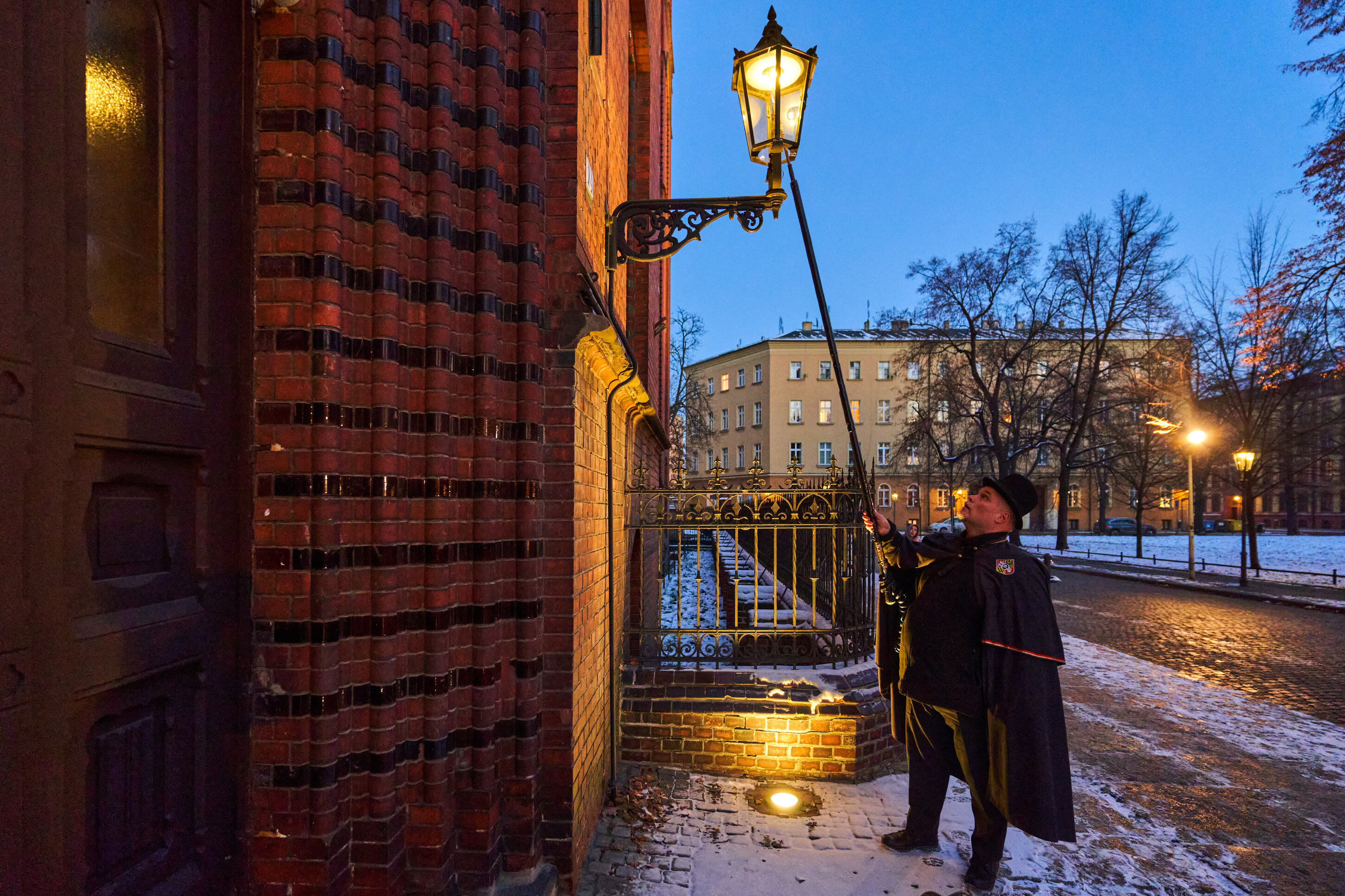 Oto najbardziej magiczny zawód we Wrocławiu: latarnik z Ostrowa ...