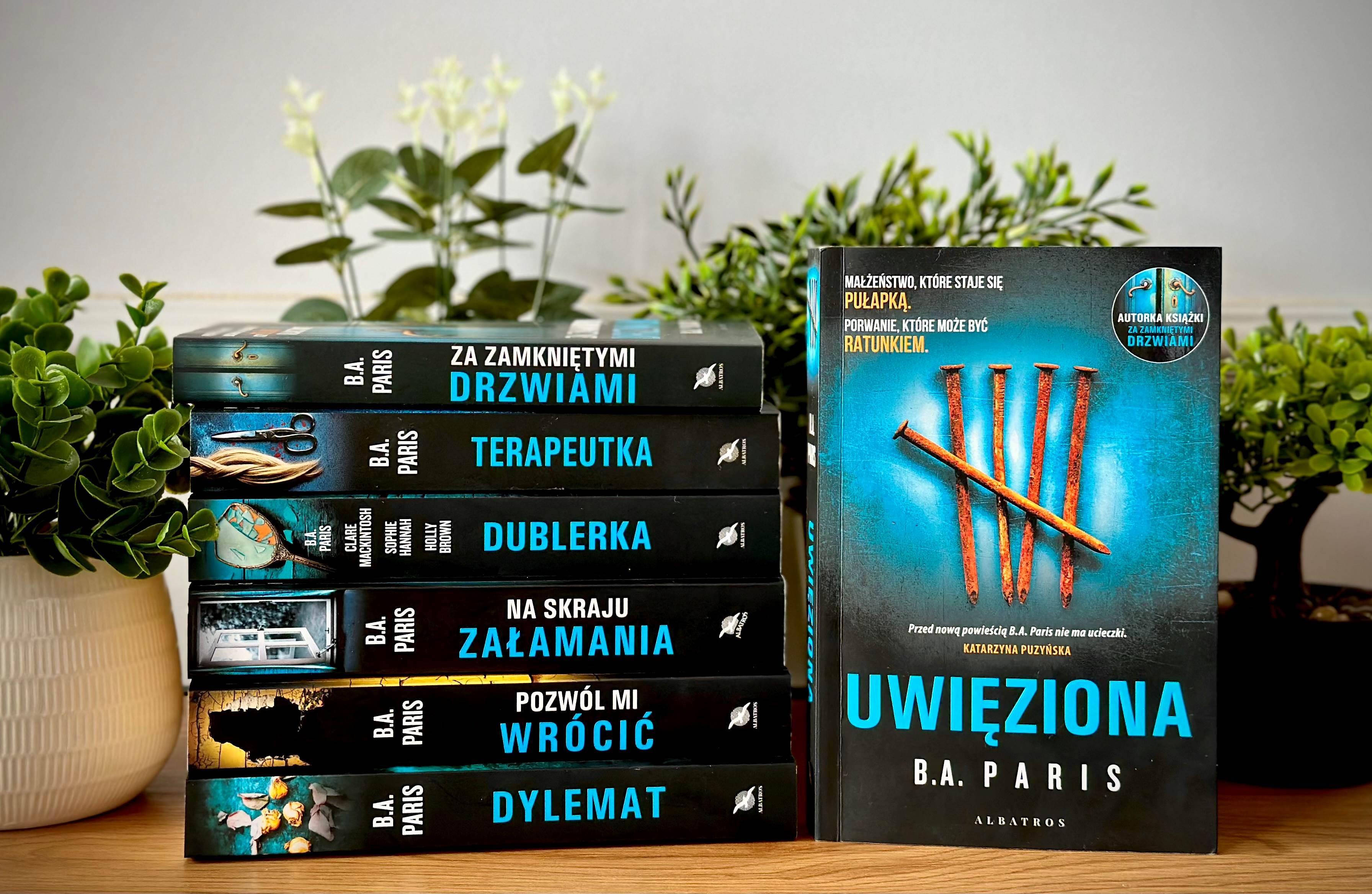 B.A. Paris, znana autorka thrillerów psychologicznych odbierze we ...