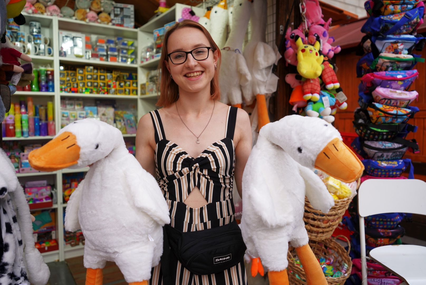 Gęś Pipa gwiazdą wakacji. Za maskotkę trzeba słono zapłacić. O co chodzi z tą gęsią?