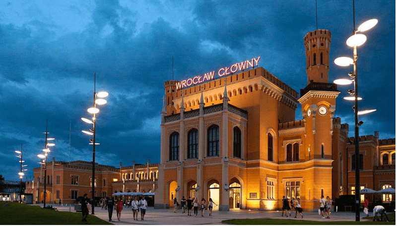 Railway services and railway stations in Wroclaw | www.wroclaw.pl
