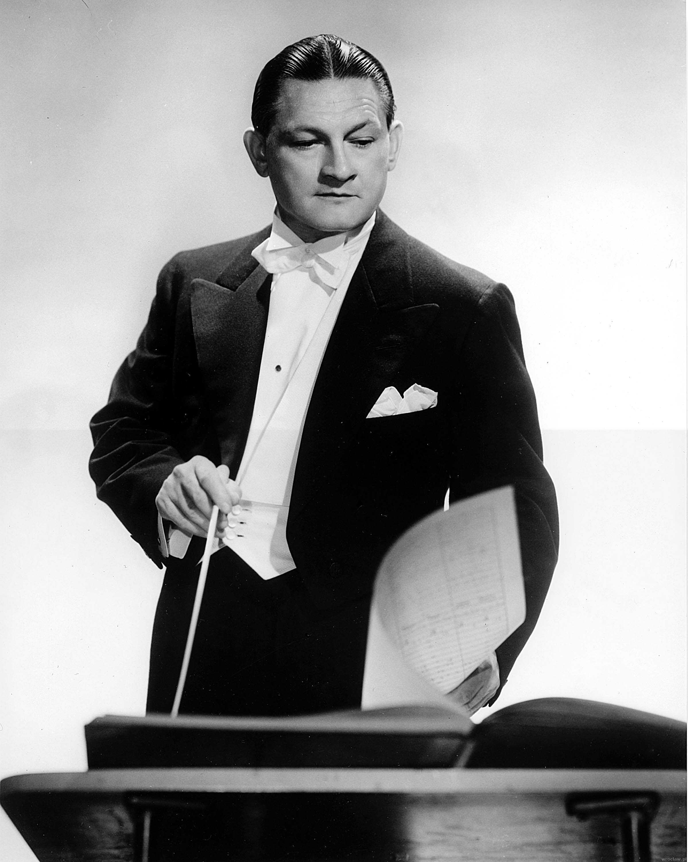 Victor Young - Alchetron, The Free Social Encyclopedia