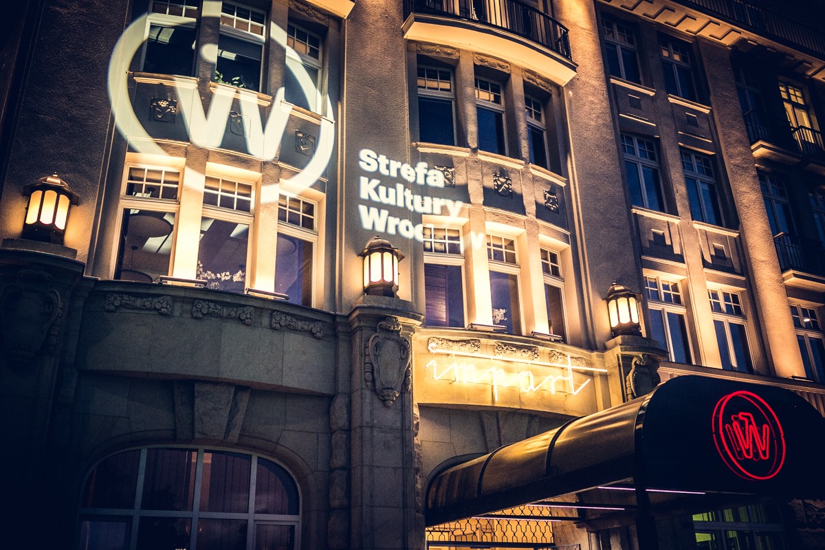 Impart Centrum od marca w budynku Filharmonii Wrocławskiej. Stare ...