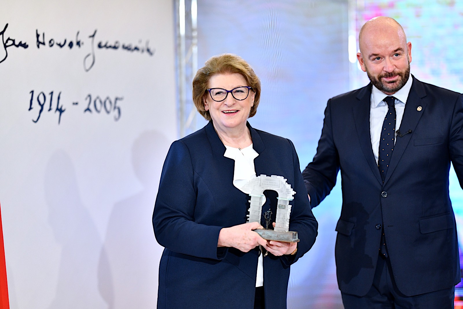 Prof. Hanna Suchocka laureatką Nagrody J. Nowaka-Jeziorańskiego