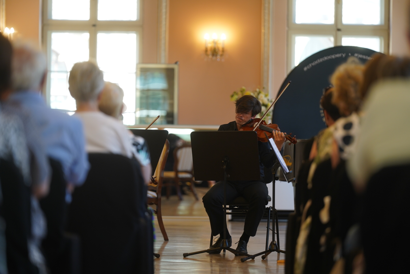 Piękna muzyka w pięknym miejscu: rozpoczął się cykl letnich koncertów w ...