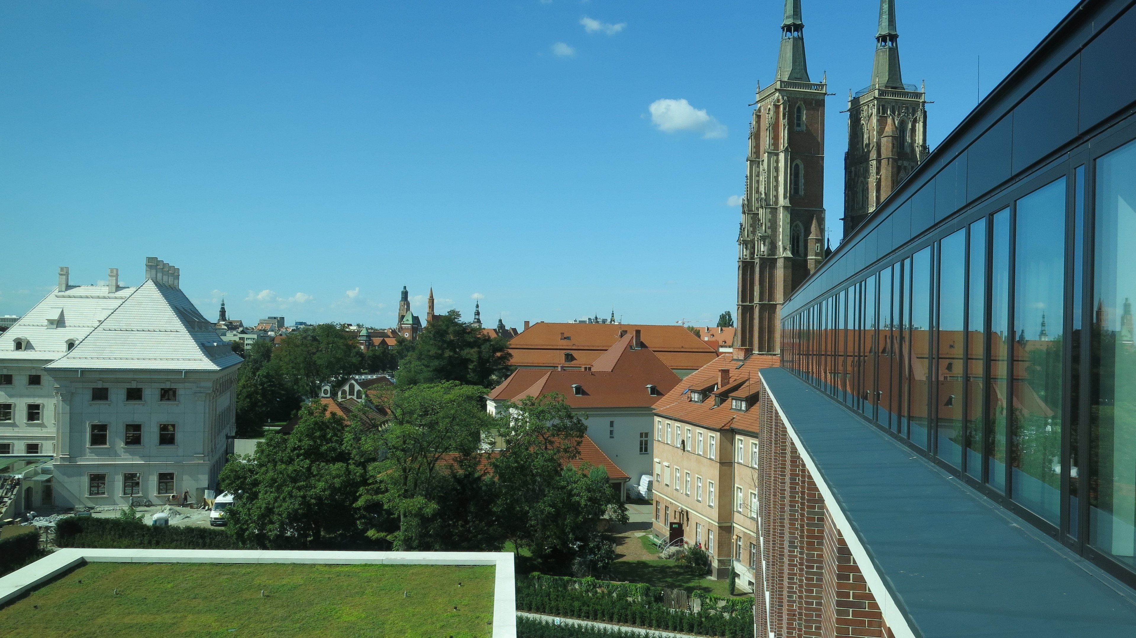 Hotel The Bridge Wroclaw koniec budowy