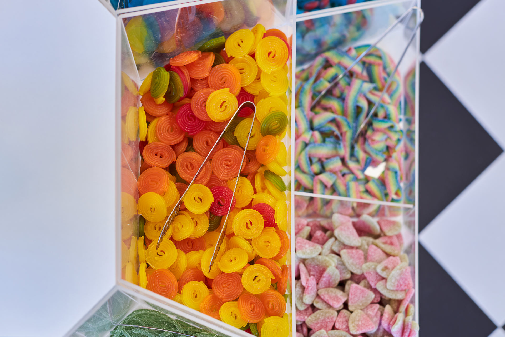 Przy placu Solnym i Rynku otworzył się pierwszy we Wrocławiu sklep pod ...