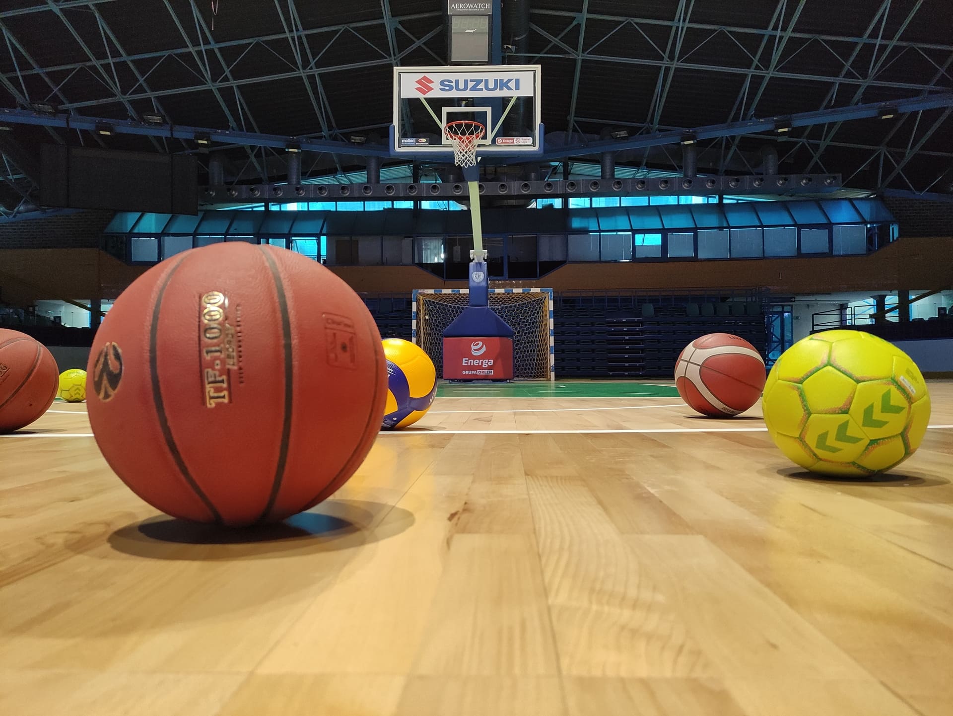 „Tanie Granie” w Hali Orbita. Kolejny sezon, w którym Wrocław wspiera ...