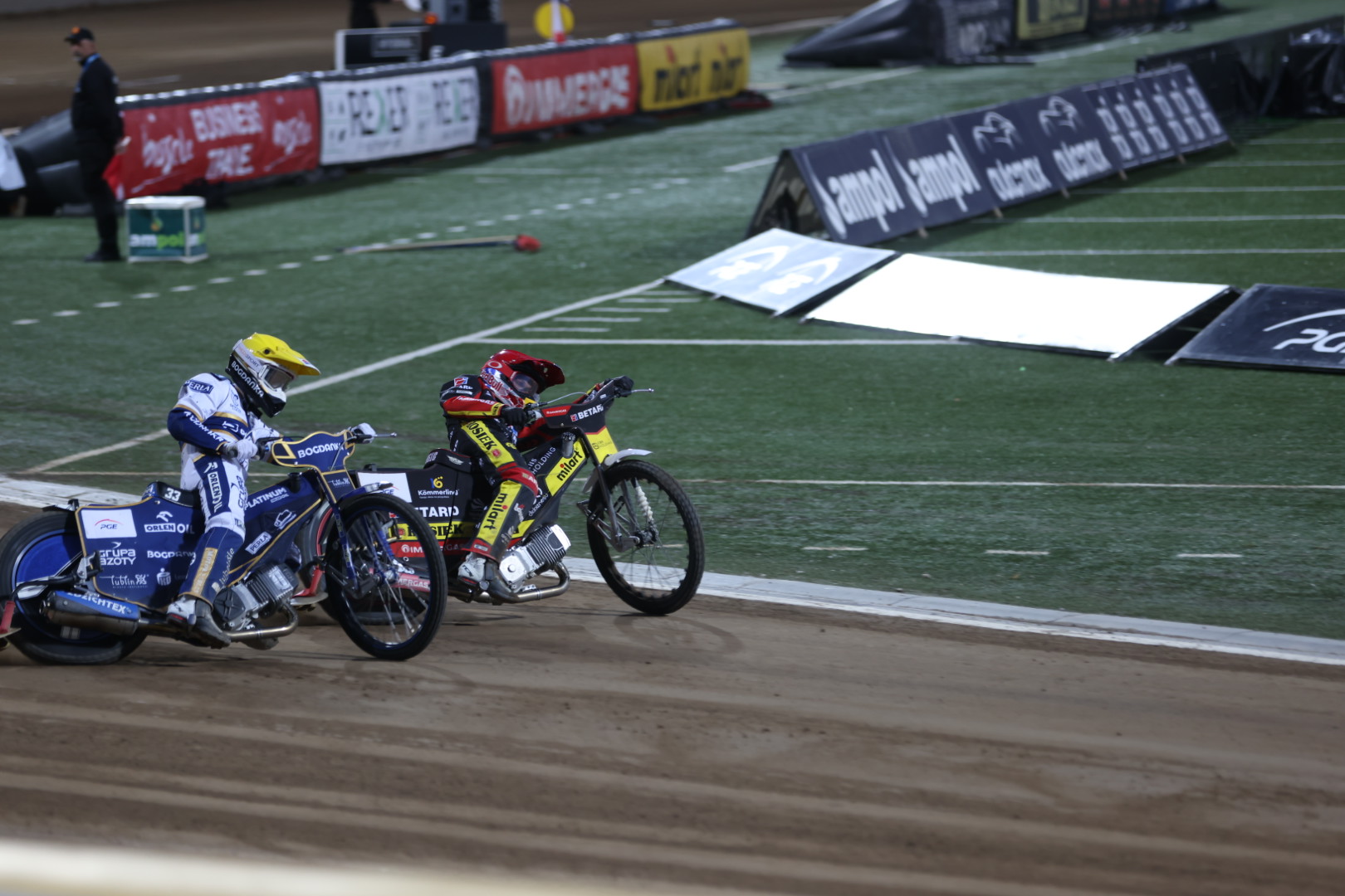 Żużel we Wrocławiu: Betard Sparta Wrocław vs. Platinum Motor Lublin. B ... Żużel we Wrocławiu: Betard Sparta Wrocław vs. Platinum Motor Lublin. B ...